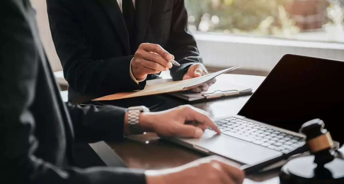 Spółka jawna – wady i zalety